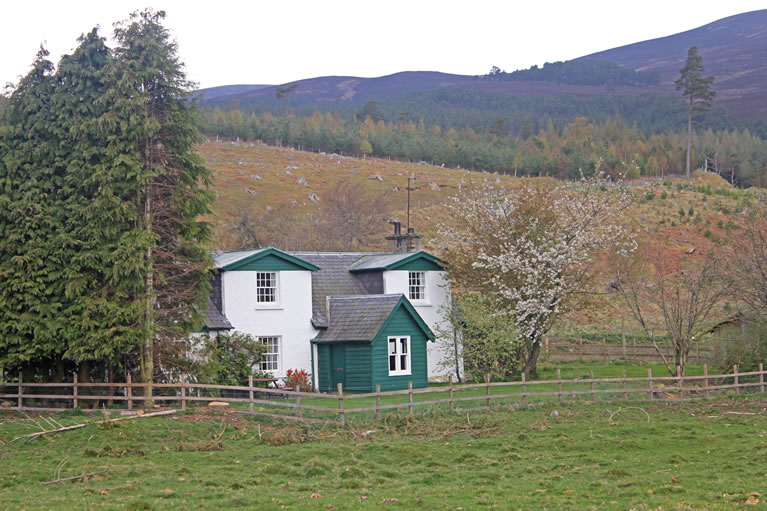 IMG_0448 adj - Alvie Estate